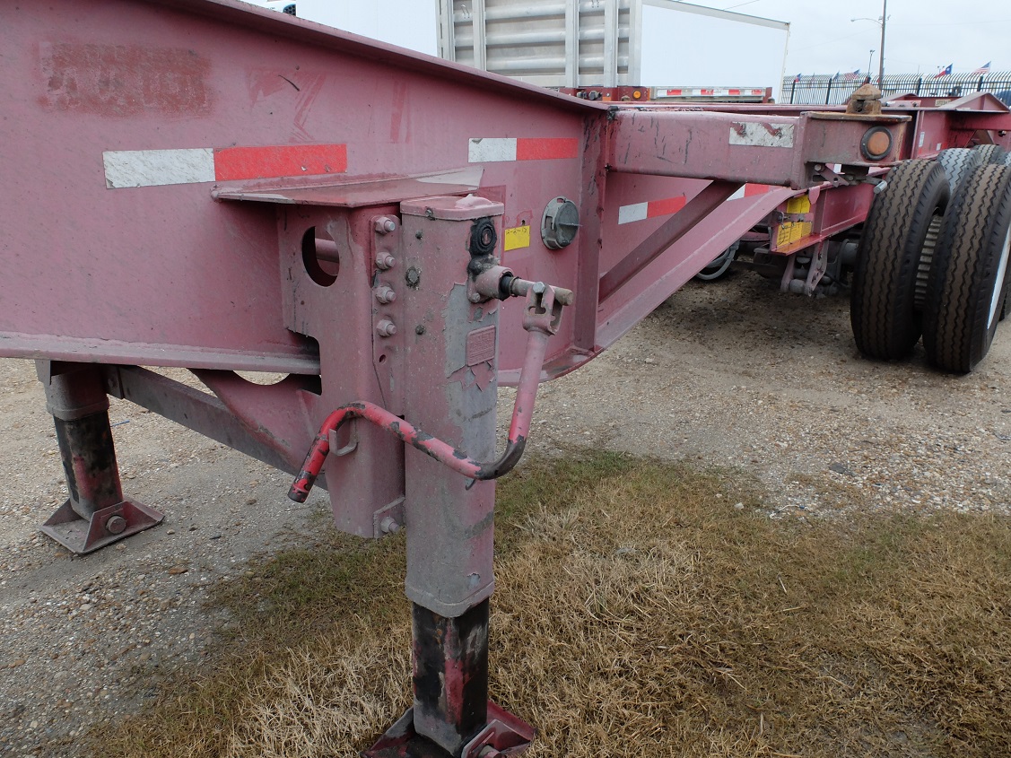070007 bridgemaster chassis tridem (23) lr | Innova Industries.