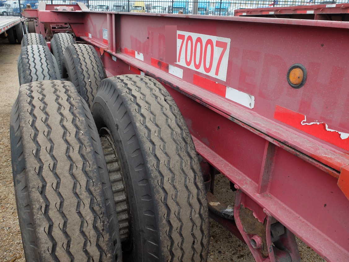 070007 bridgemaster chassis tridem (34) lr | Innova Industries.