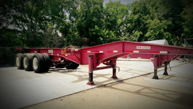 20 ft. tri-axle container chassis (1) | Innova Industries.