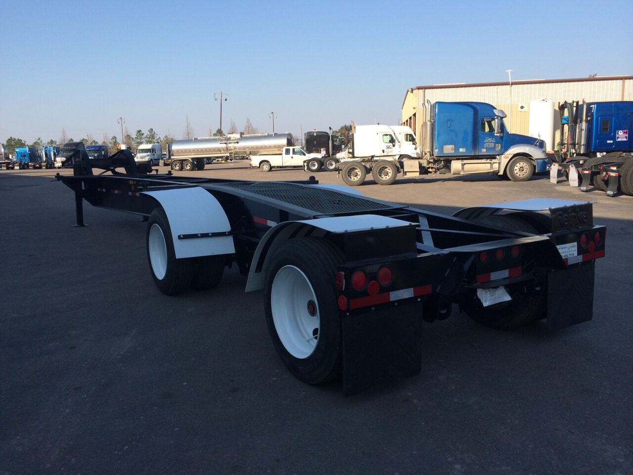 refurbished drop deck chassis 432047 (2)lr | Innova Industries.