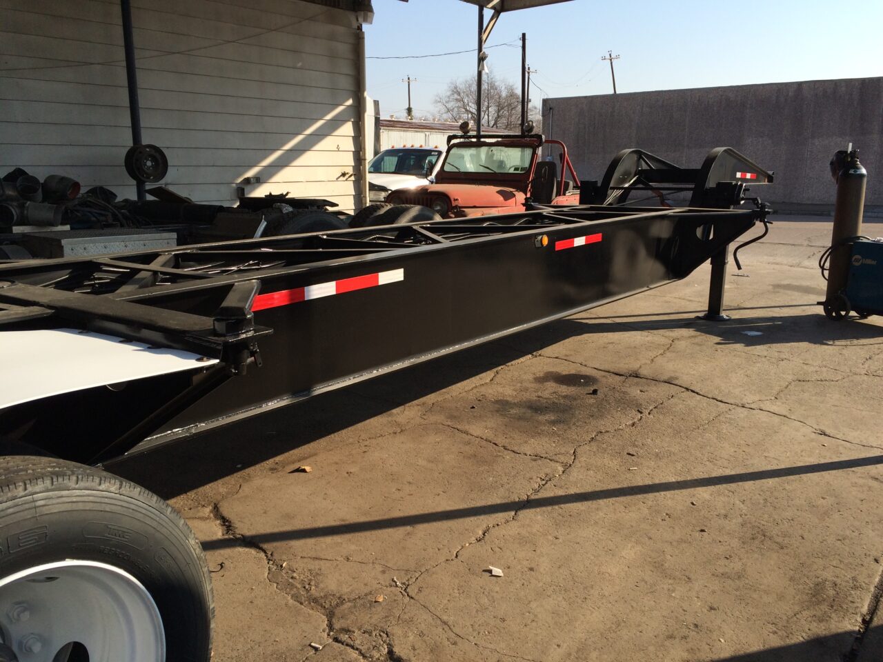 Refurbished Drop Deck Tank Chassis | Innova Industries.