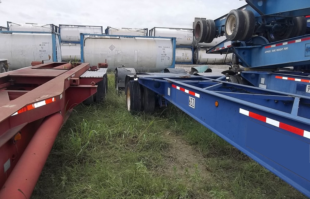 Spread Axle Tank Chassis 900652 (2) | Innova Industries.