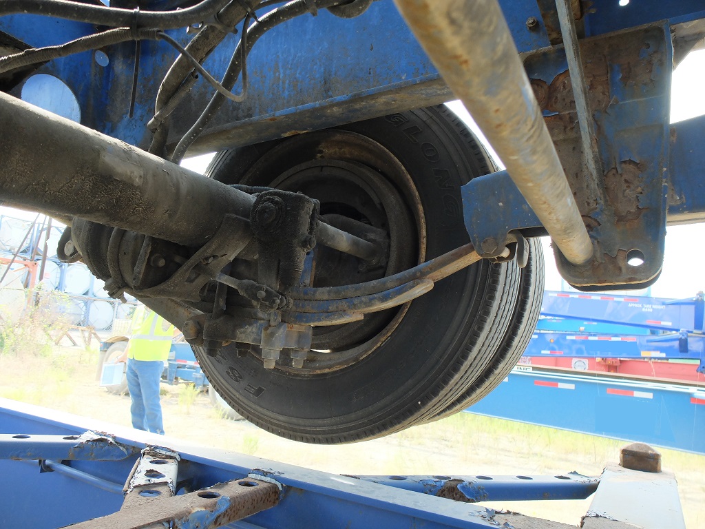 900680 spread axle tank chassis (7) lr | Innova Industries.
