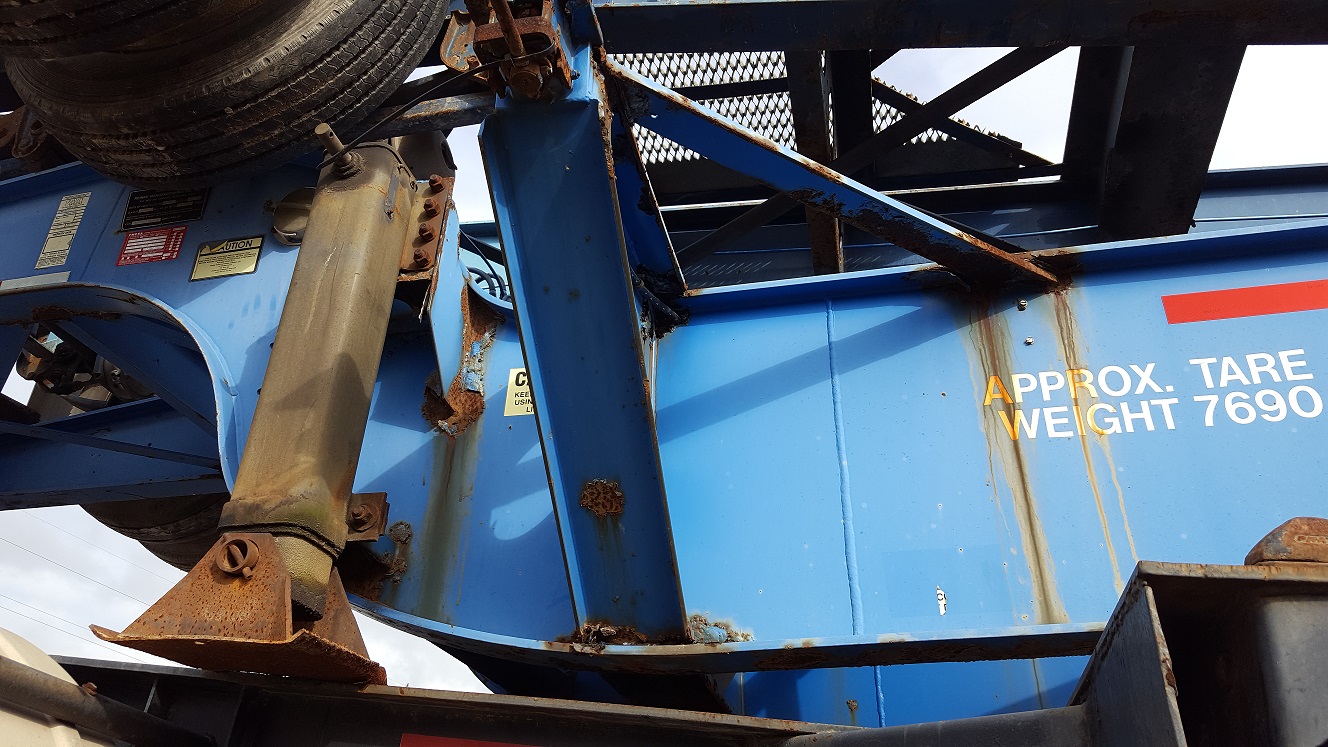 280239 spread axle tank chassis (4) lr | Innova Industries.