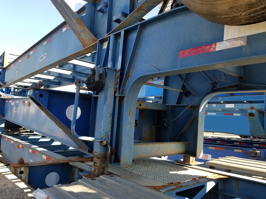 280271 tandem hub pilot chassis (2) lr | Innova Industries.