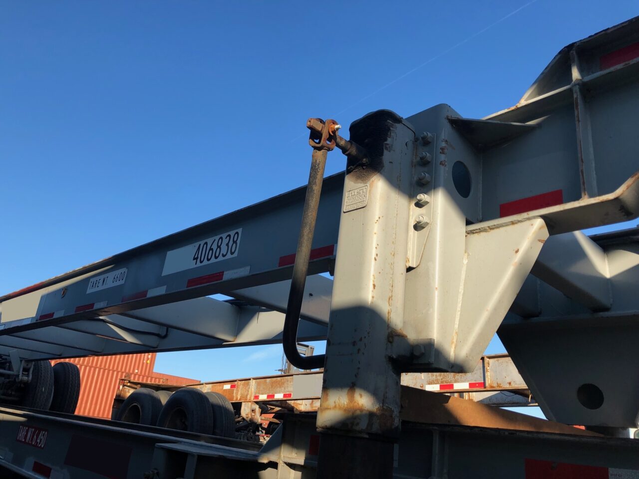 40 ft. Container Chassis 406838 (7) lr | Innova Industries.